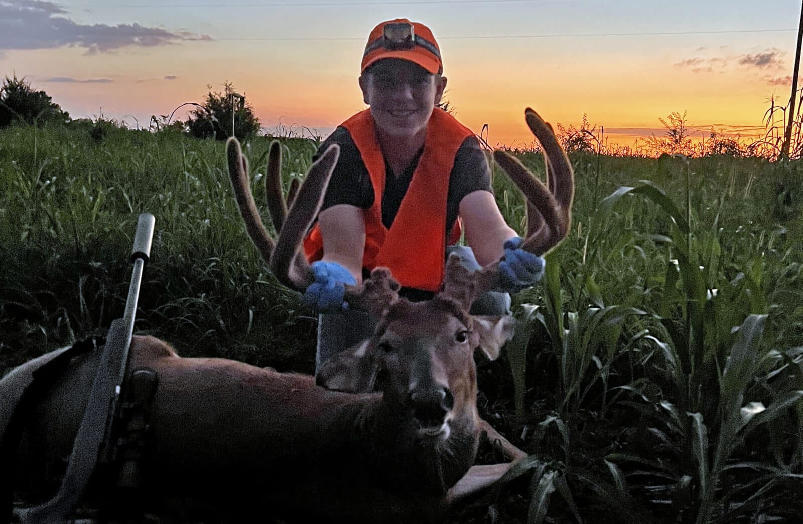 Kansas Velvet Buck [Big Buck ALERT] - HuntStand