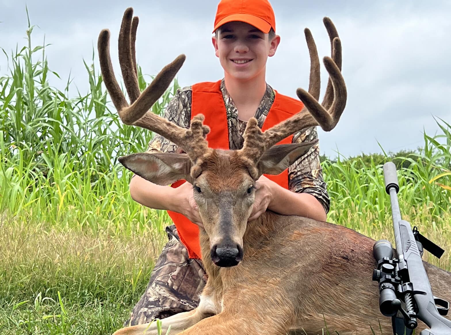 Kansas Velvet Buck [Big Buck ALERT] - HuntStand