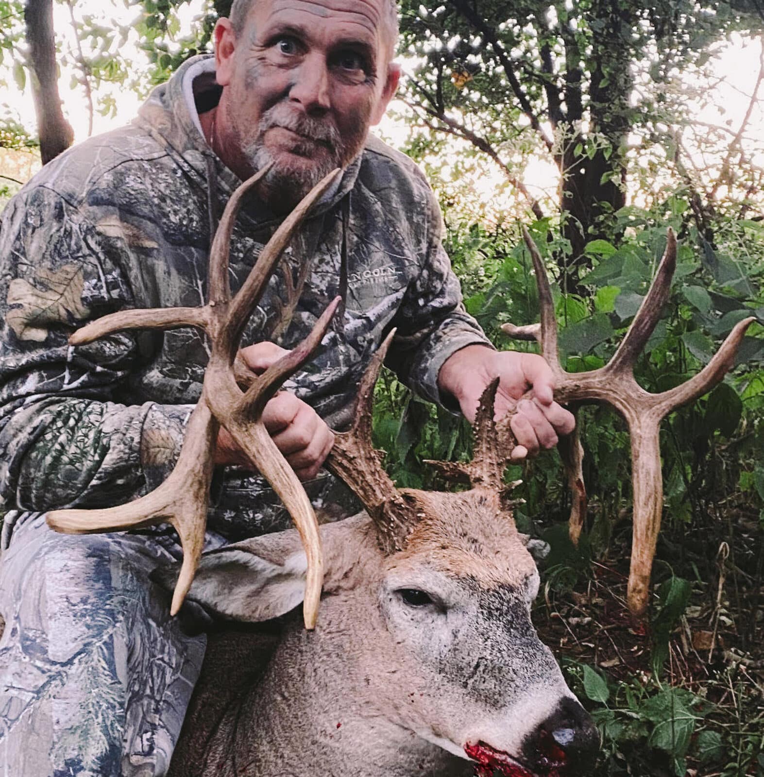 KY Monster Buck Scores 200 Plus [Big Buck ALERT] - HuntStand