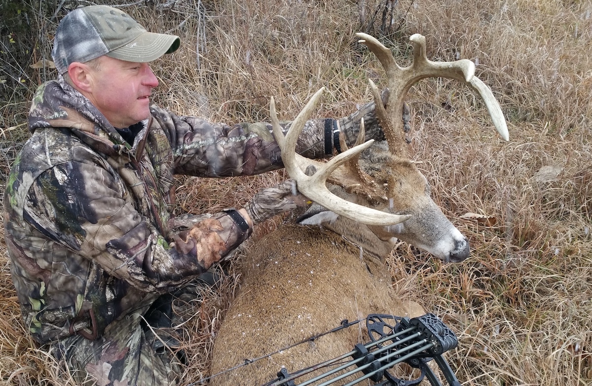 How to Hunt Your Neighbors’ Deer - HuntStand