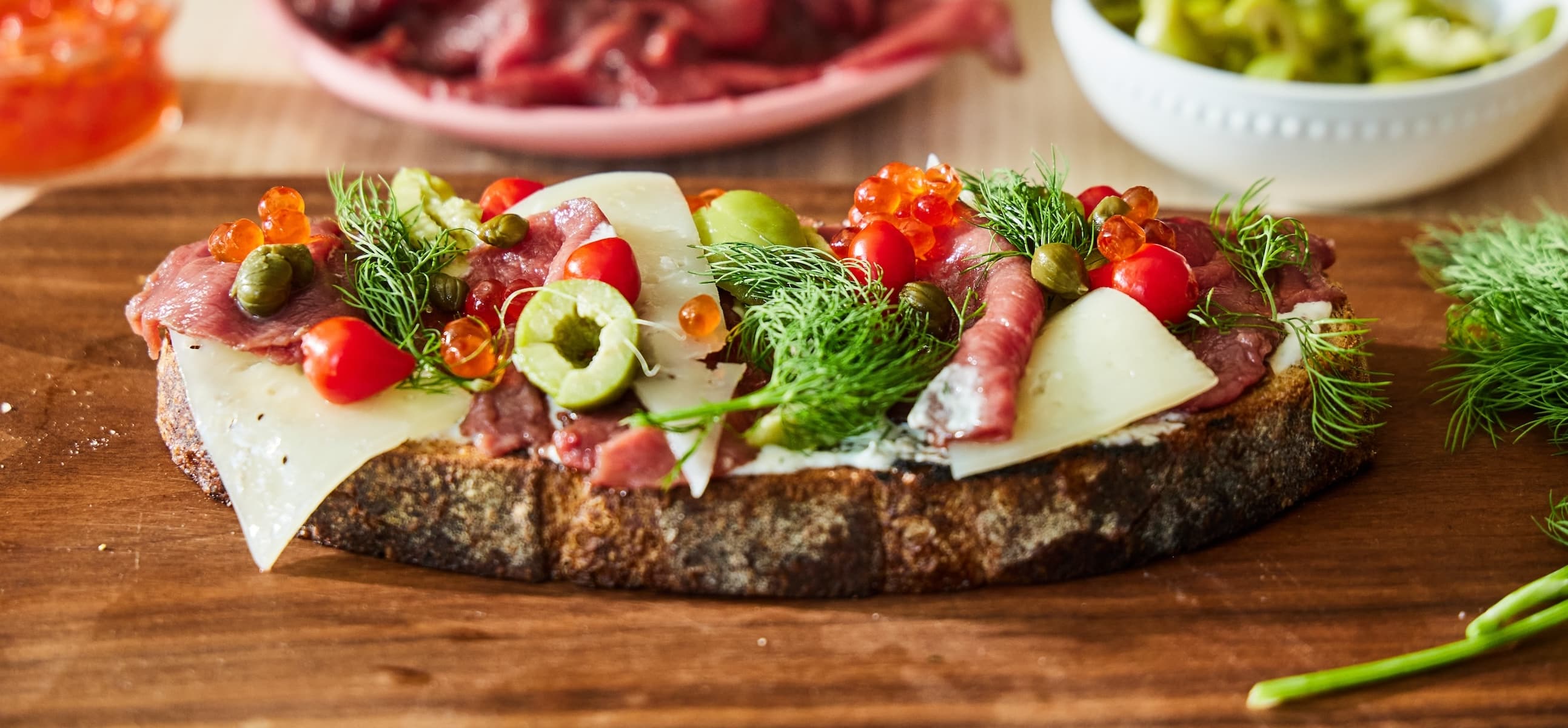 Recipe: Venison Carpaccio Toast - HuntStand