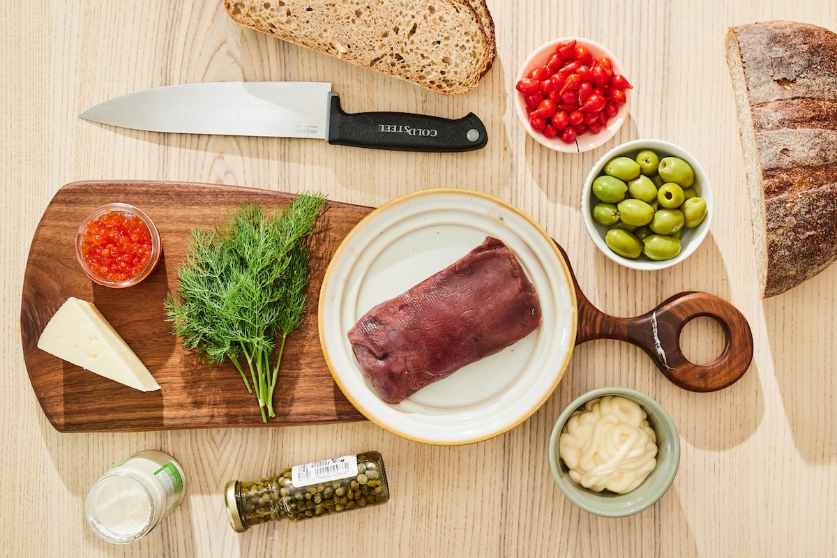 Recipe: Venison Carpaccio Toast - HuntStand