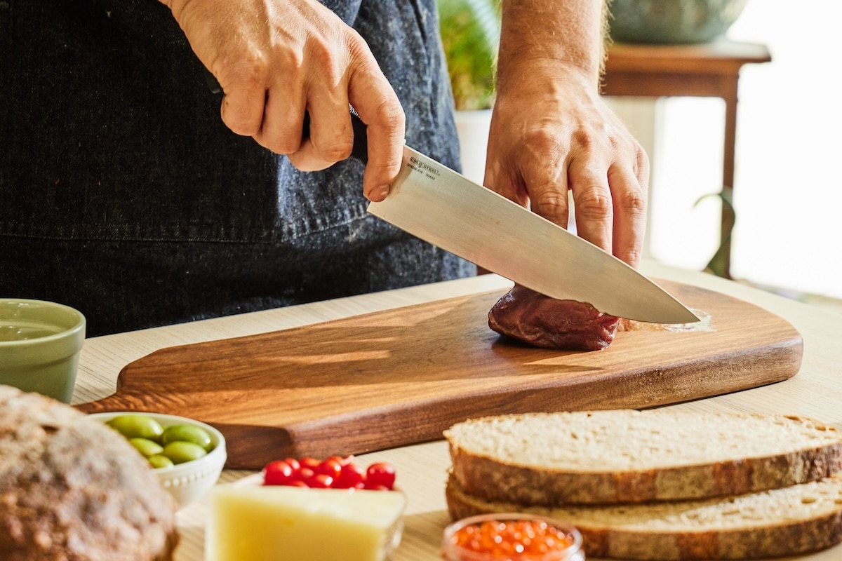 Recipe: Venison Carpaccio Toast - HuntStand