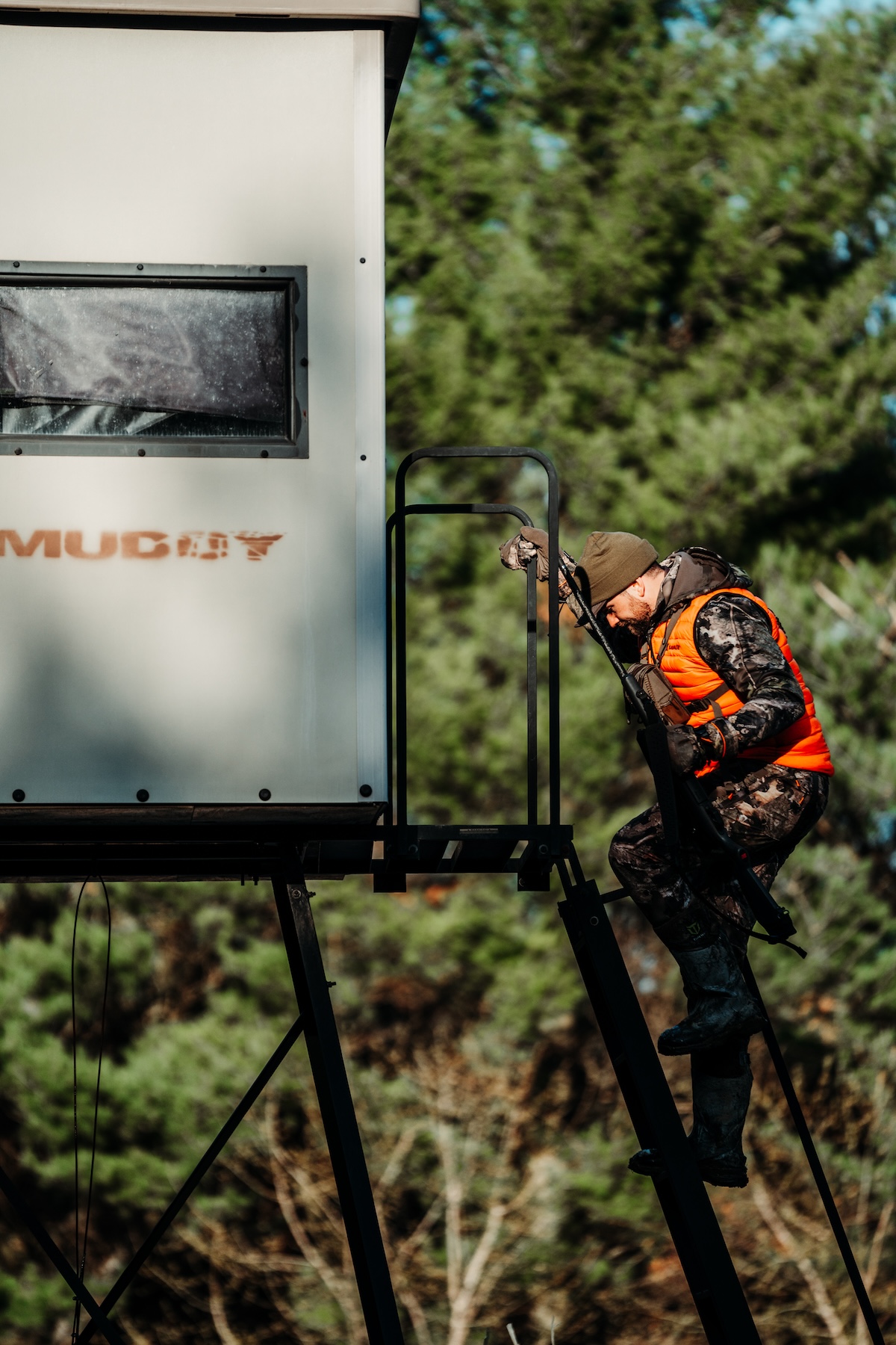 Finding a Buck’s Core Area with Cell Cams - HuntStand