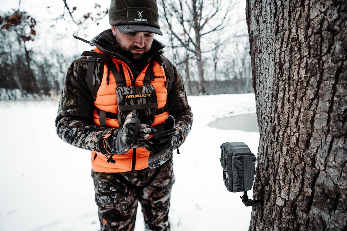 Finding a Buck’s Core Area with Cell Cams - HuntStand