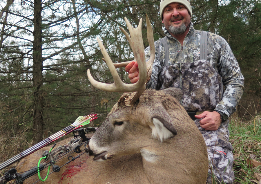 How to Grunt and Rattle in Deer - HuntStand